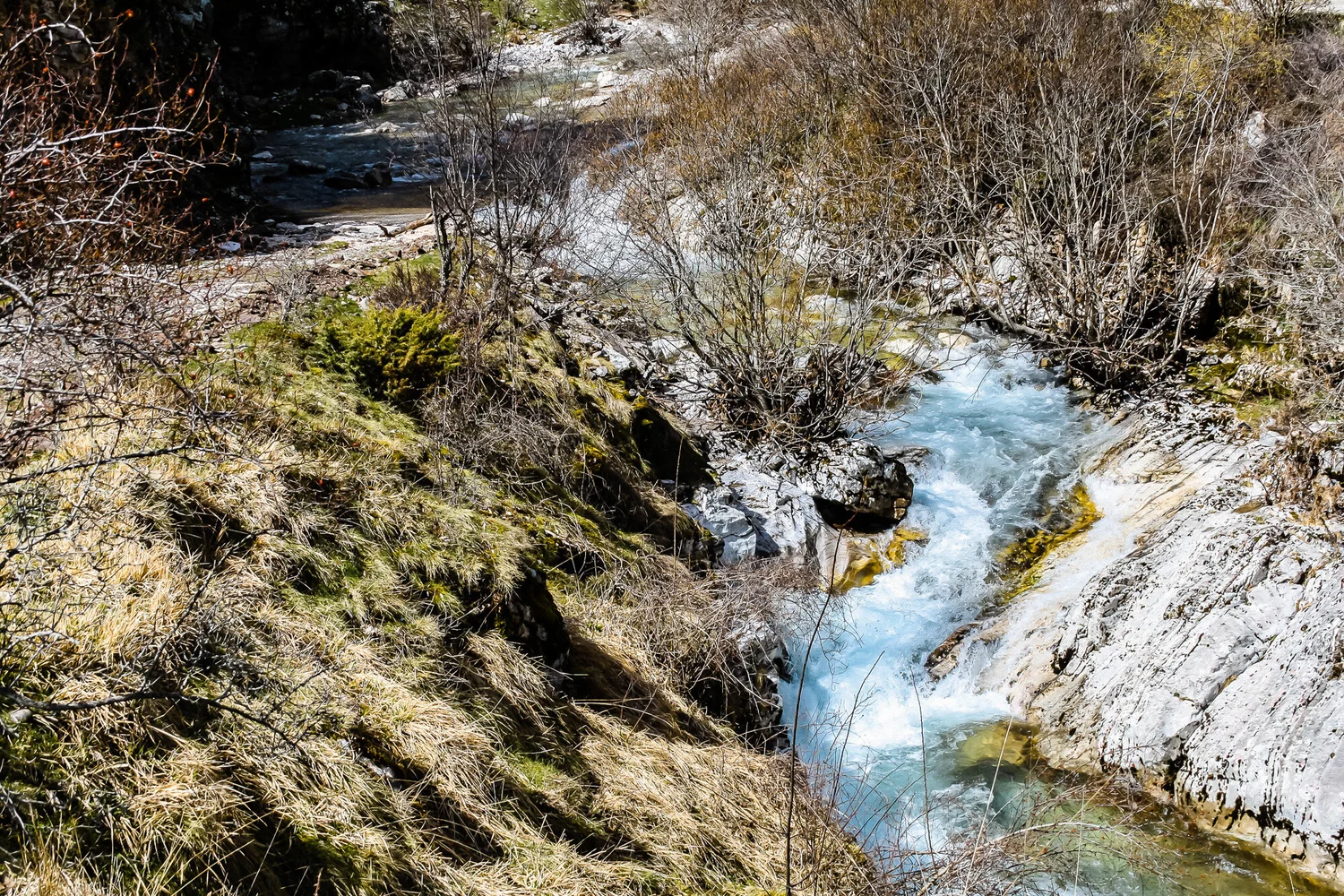 Στον Ασπροπόταμο — SteMajourneys
