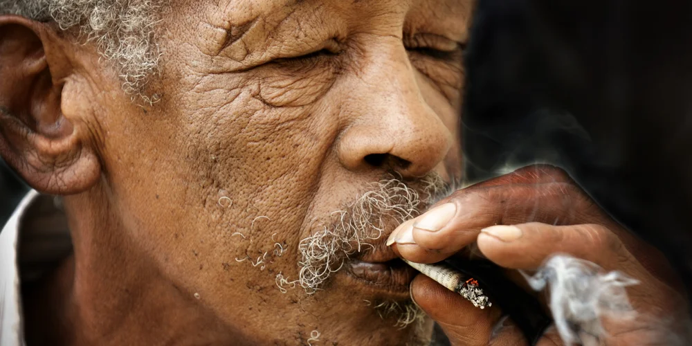 People Before And After Smoking