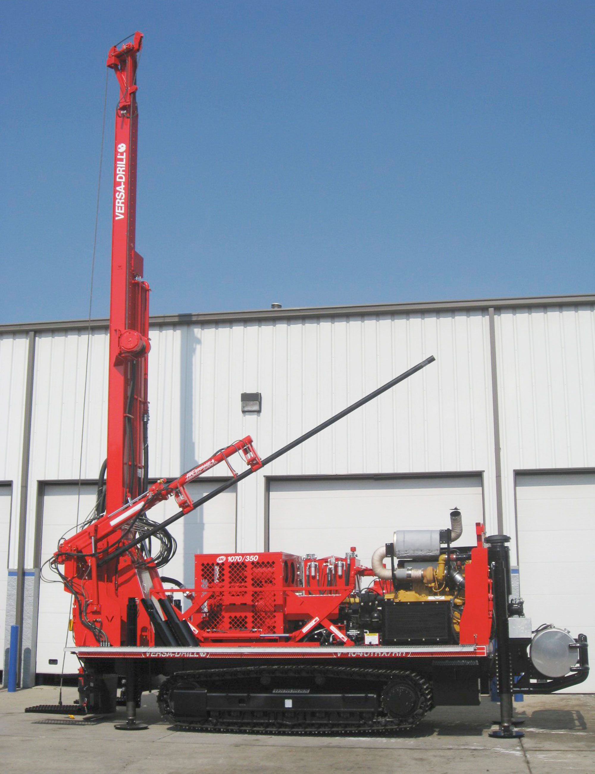 Versa-Drill | Air and Mud Drilling Rig - X140TRX