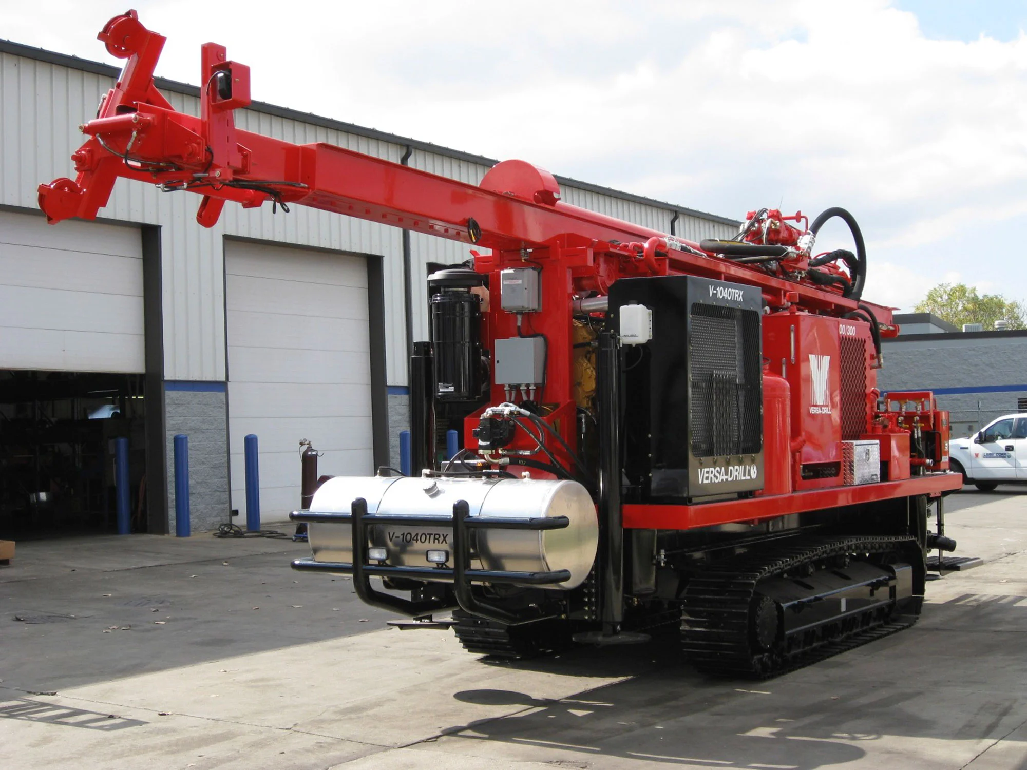 Versa-Drill | Air and Mud Drilling Rig - X140TRX