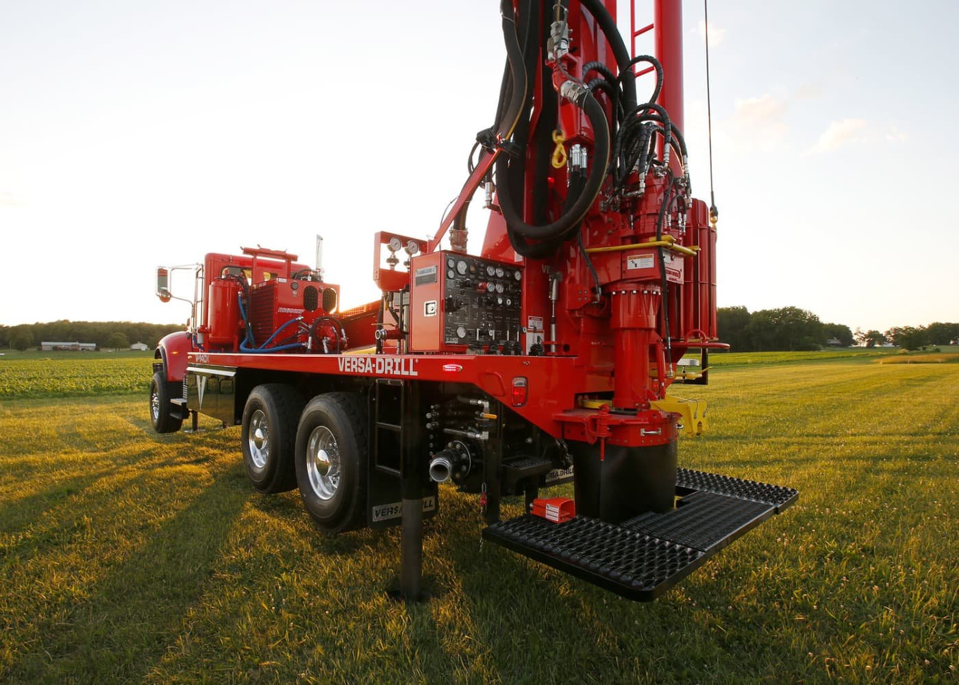 Versa-Drill | Water Well Drilling Rig V-140X