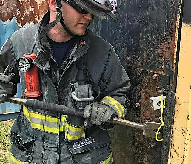 8 WEDGE®: Aluminum Forcible Entry Wedge for Firefighters and First ...