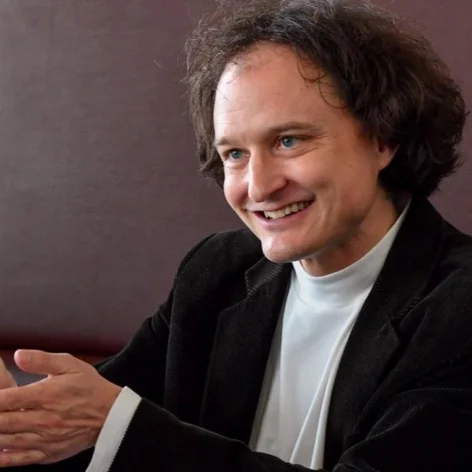 Autoren — Marcel Hartges