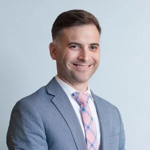 Christopher J. Richards, MD — Pulmonary & Critical Care Fellowship Program