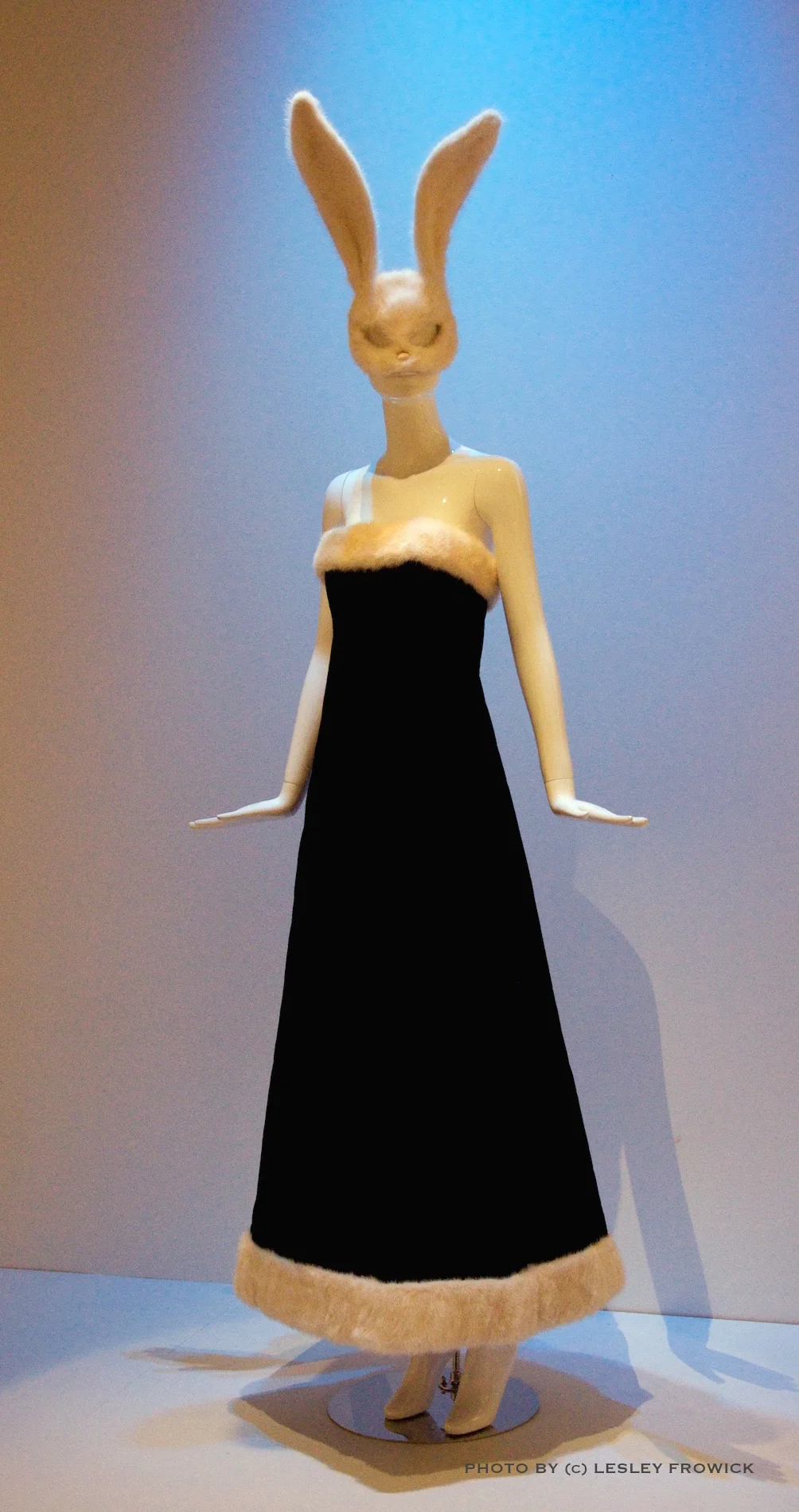 HALSTON STYLE ON DISPLAY HALSTON STYLE ON DISPLAY