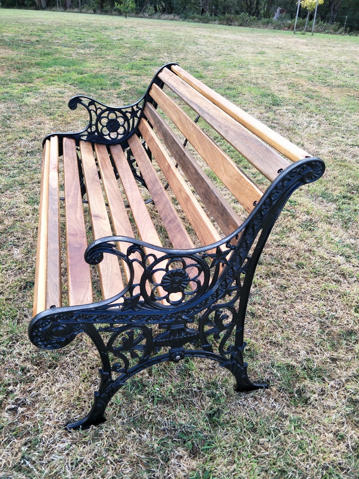 Kent Police arrest park benches — Brighton & Hove Business Crime ...