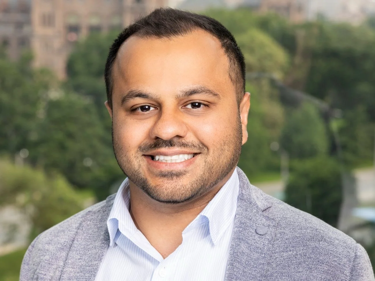 Decoding AI: Navigating the Potential and Pitfalls of Future ...