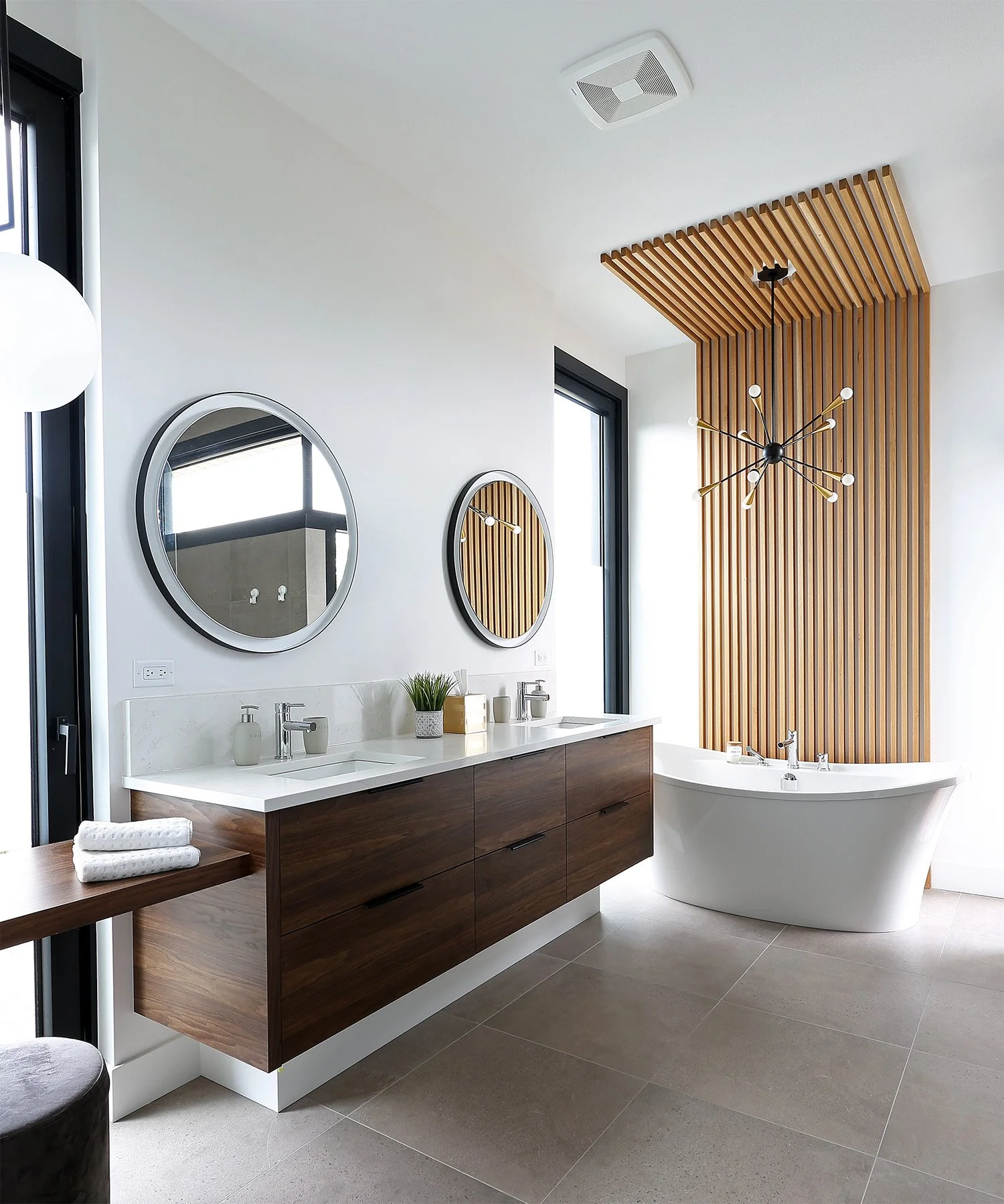 About Us — NOVATION