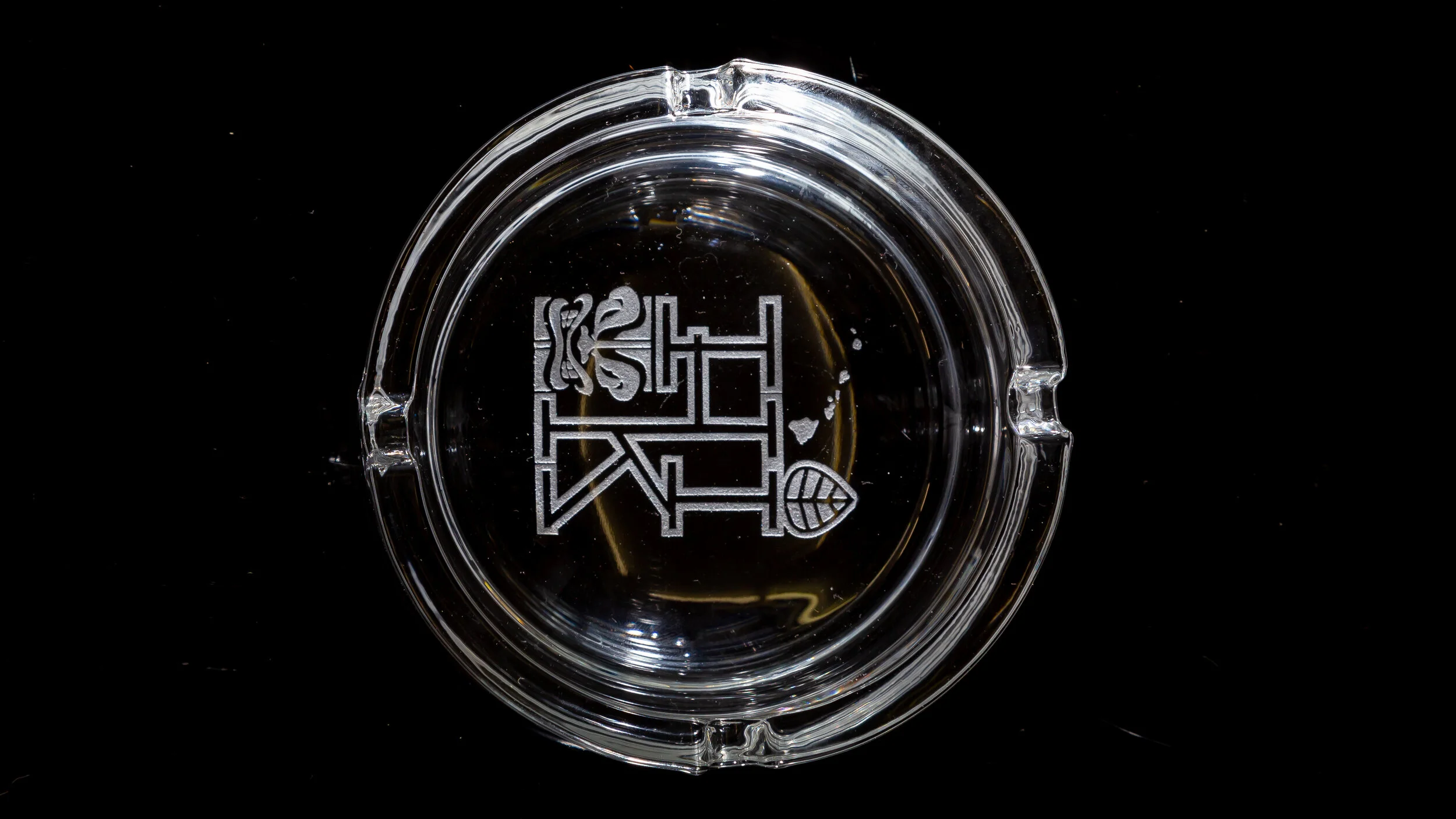 Custom Hi Bred Logo Ash Tray — HI Bred Kollective