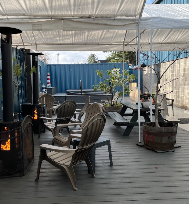 Features and Amenities — Hawks PDX