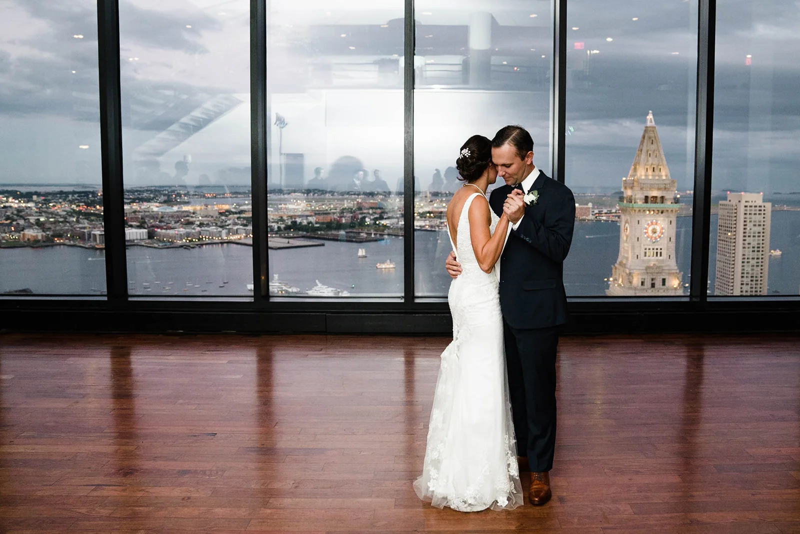 Wedding Flowers | State Room Boston | Florist Les Fleurs Andover MA
