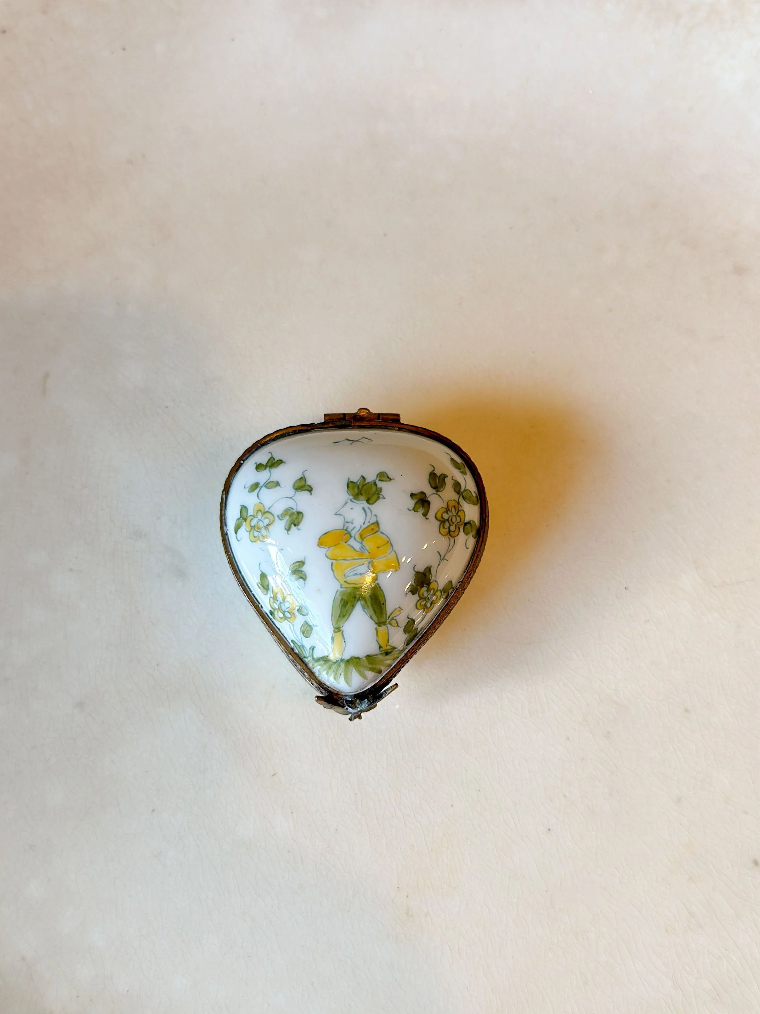 Vintage Limoges France Porcelain Trinket Box, Peint Main Handpainted ...