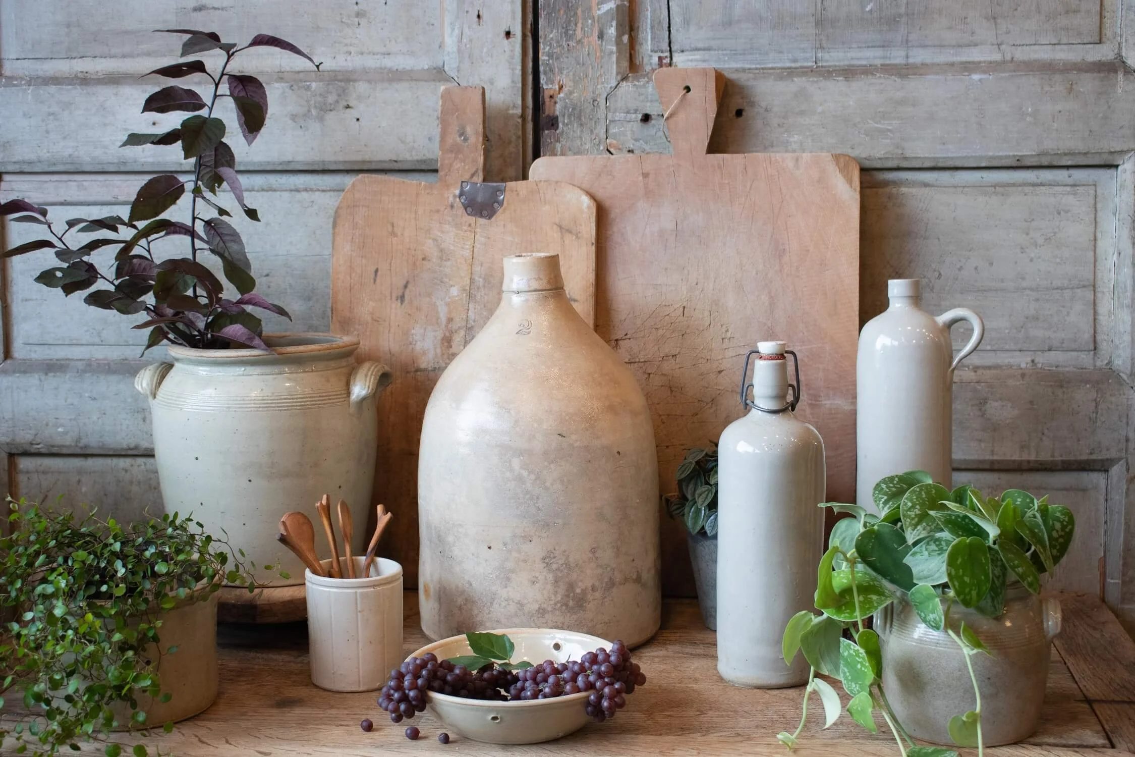 French Stoneware Crocks - Styles, History & Decorating with Vintage Crocks