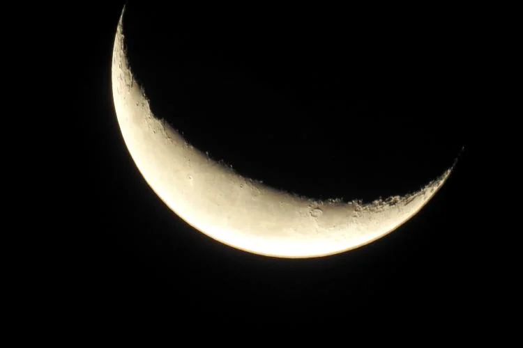 Waning Moon Ritual for Letting Go — THE LILITH ZONE
