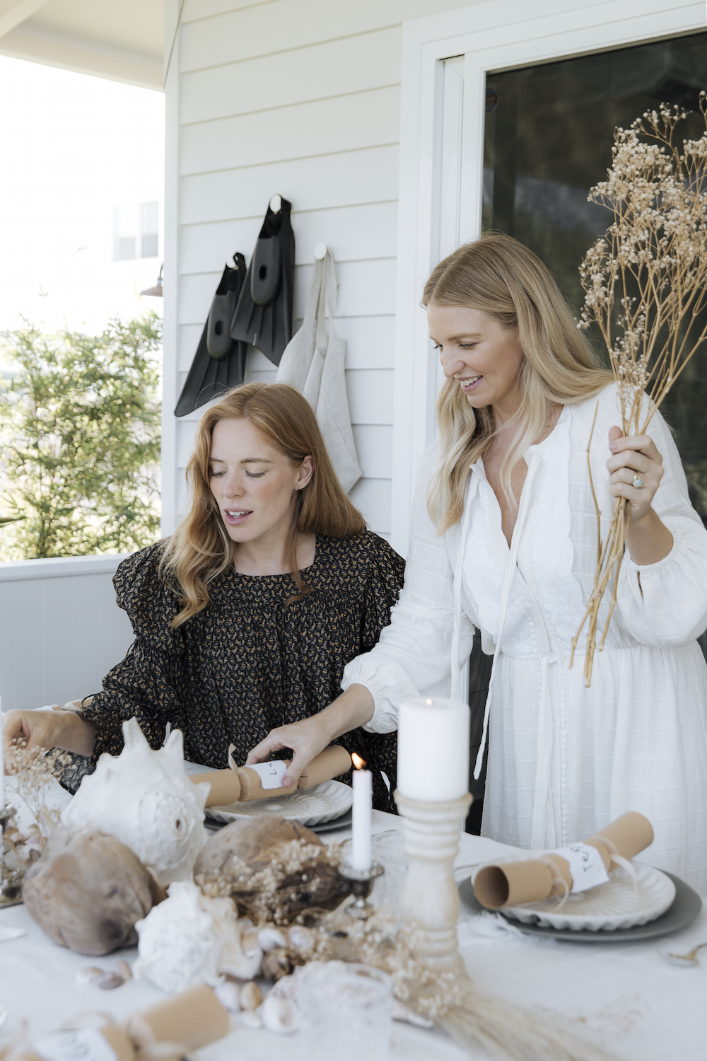 How to: Style a natural Christmas table with Emma & Victoria — The ...