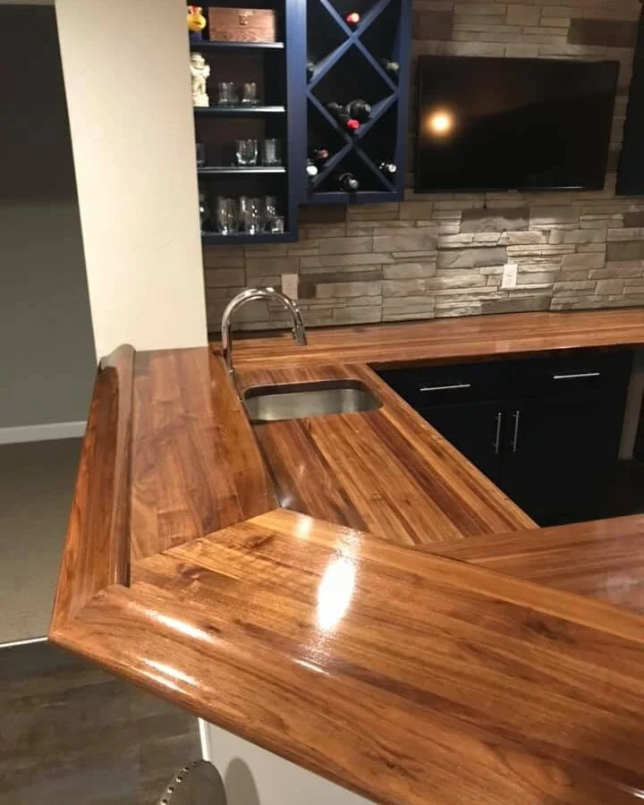 Hughes Custom Carpentry, Inc Kitchen Cabinet Showroom