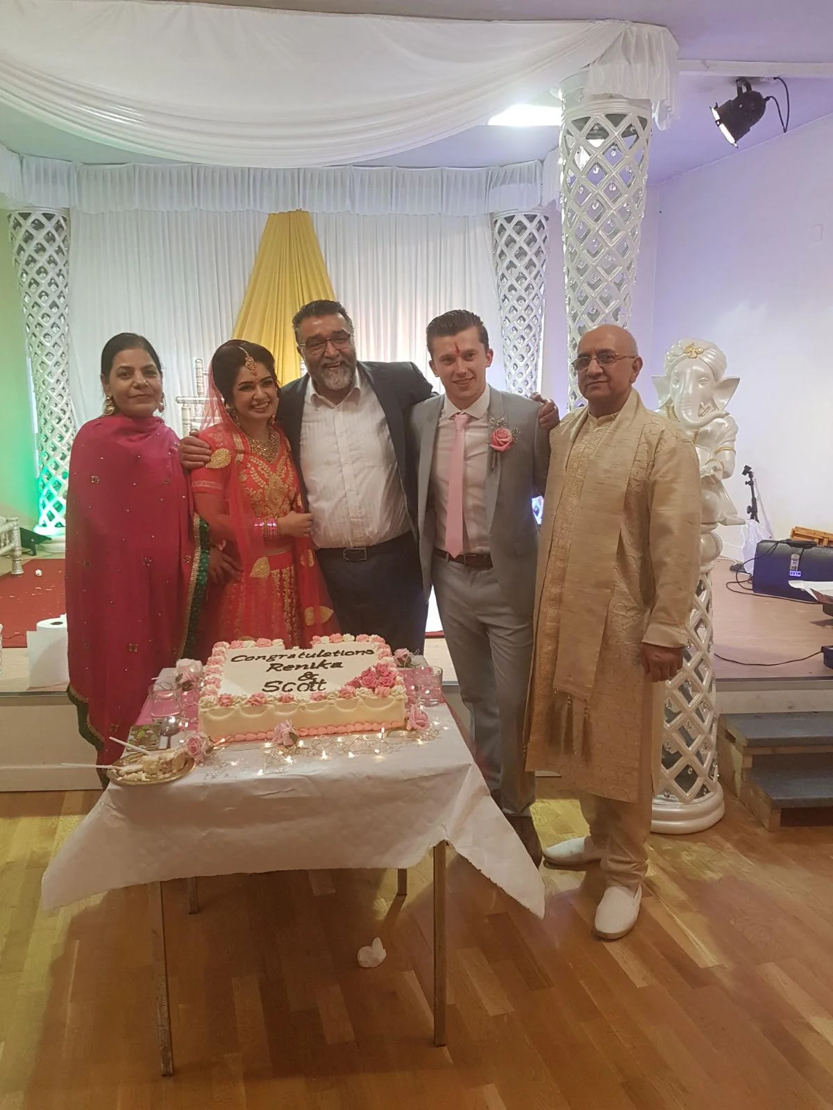 Nottingham temple — Hindu Priest - Anil Randev