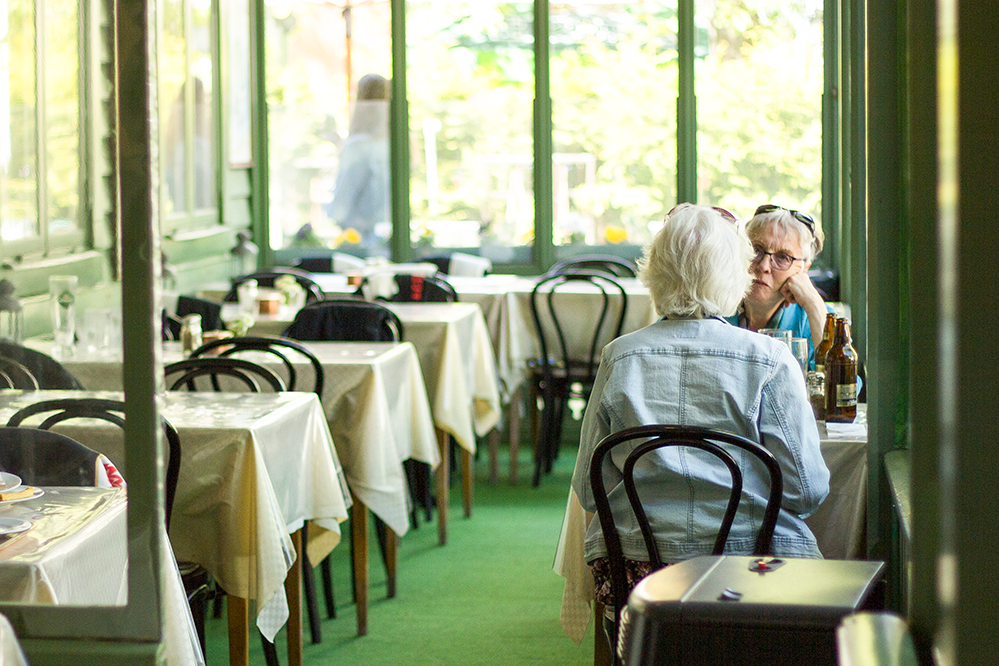 Lilla Hasselbacken — Bistro - Bar - Café