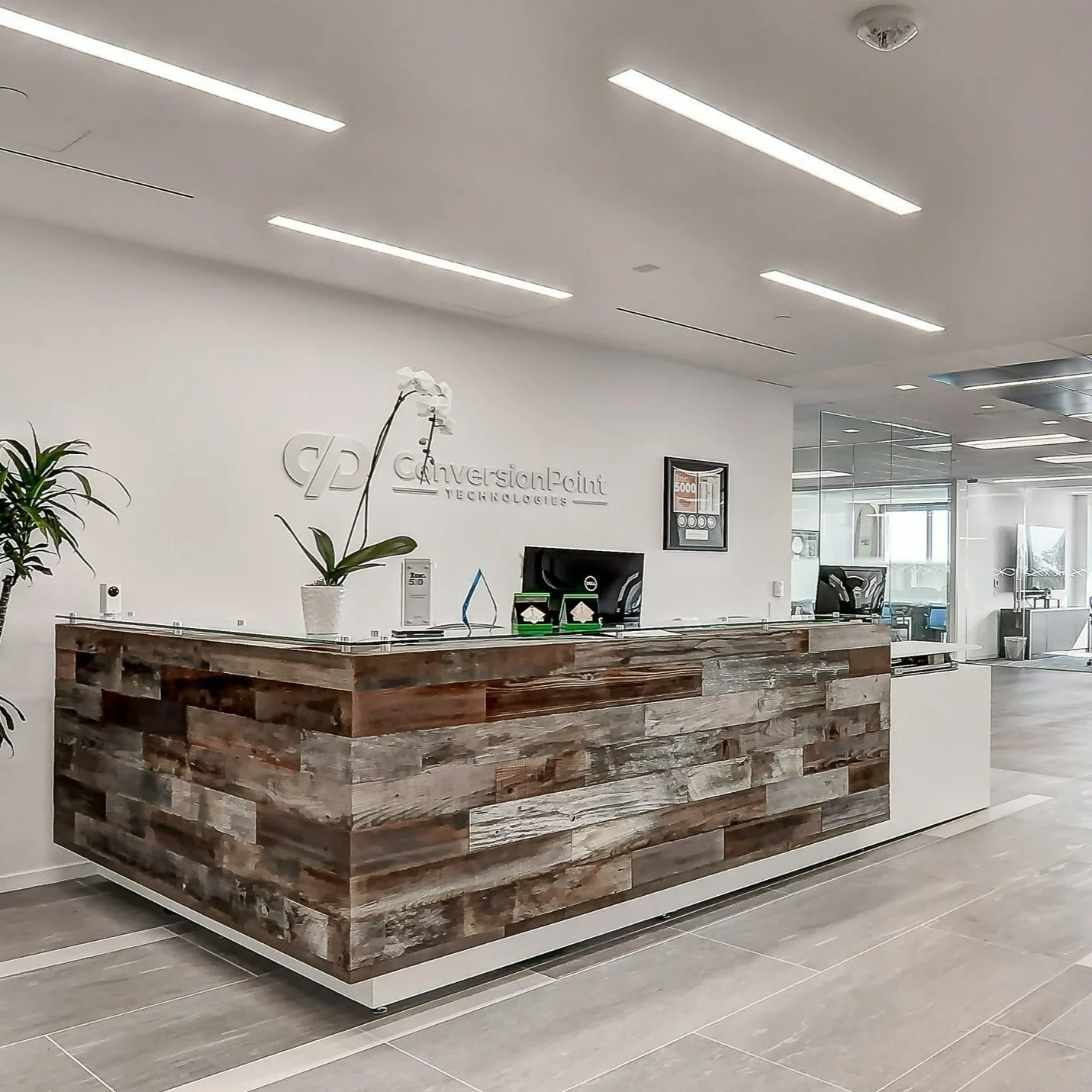 SOURCE CREATIVE OFFICE INTERIORS ORANGE COUNTY CA OFFICE FURNITURE ...
