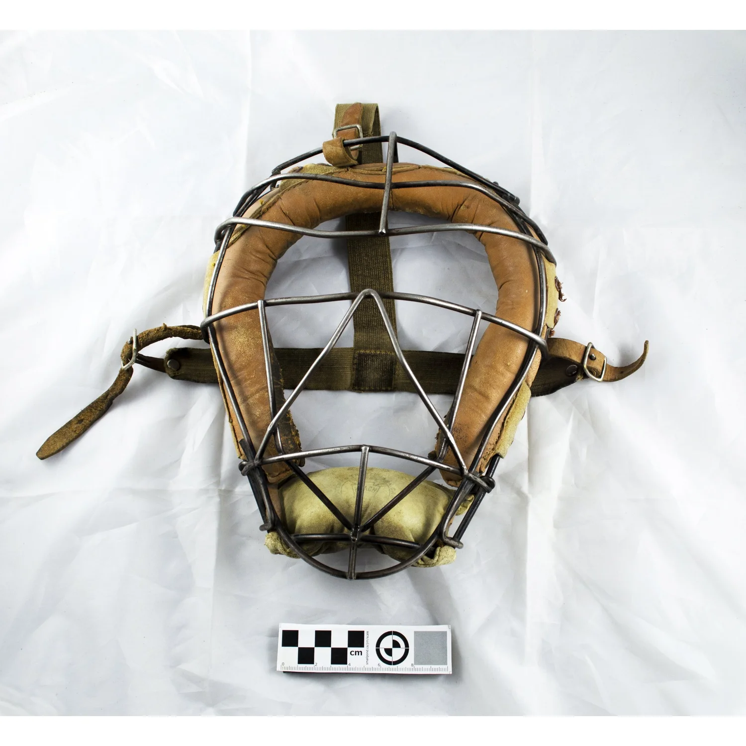 Baseball Catcher’s Mask / Masque de receveur de baseball — Summerland ...