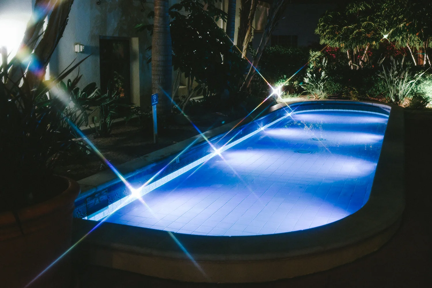 Kira Kira Effect: How and When to Use the Star Cross Screen Filter ...