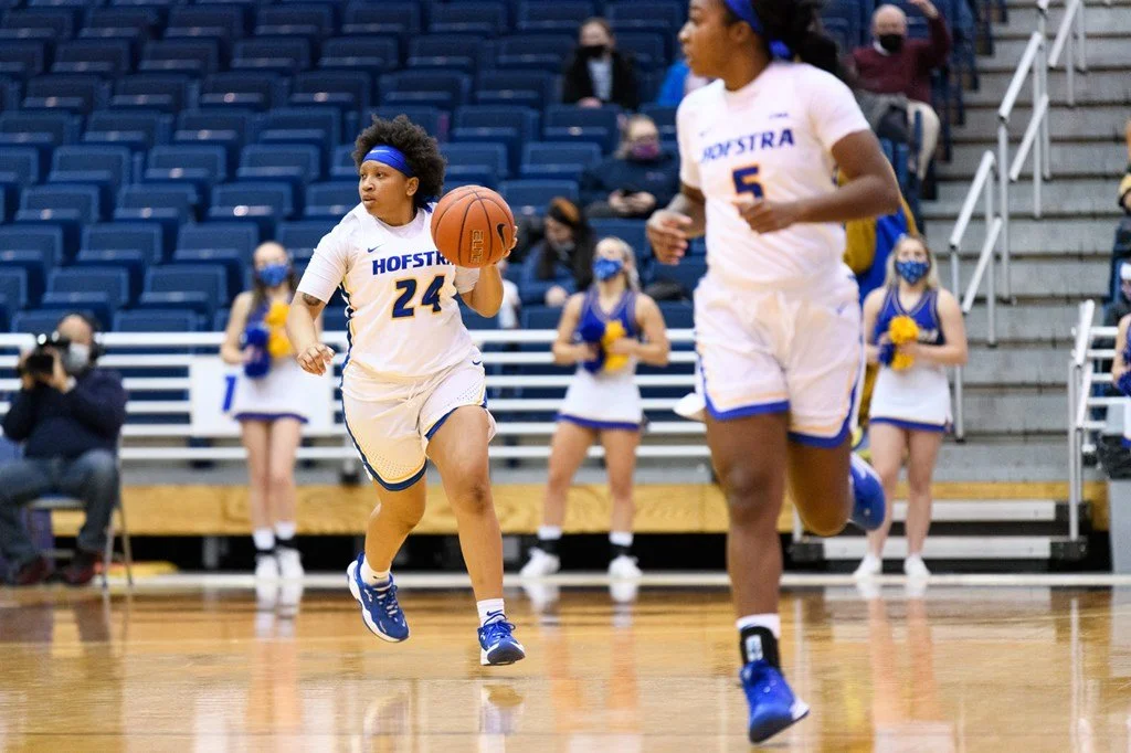 Sports — The Hofstra Chronicle