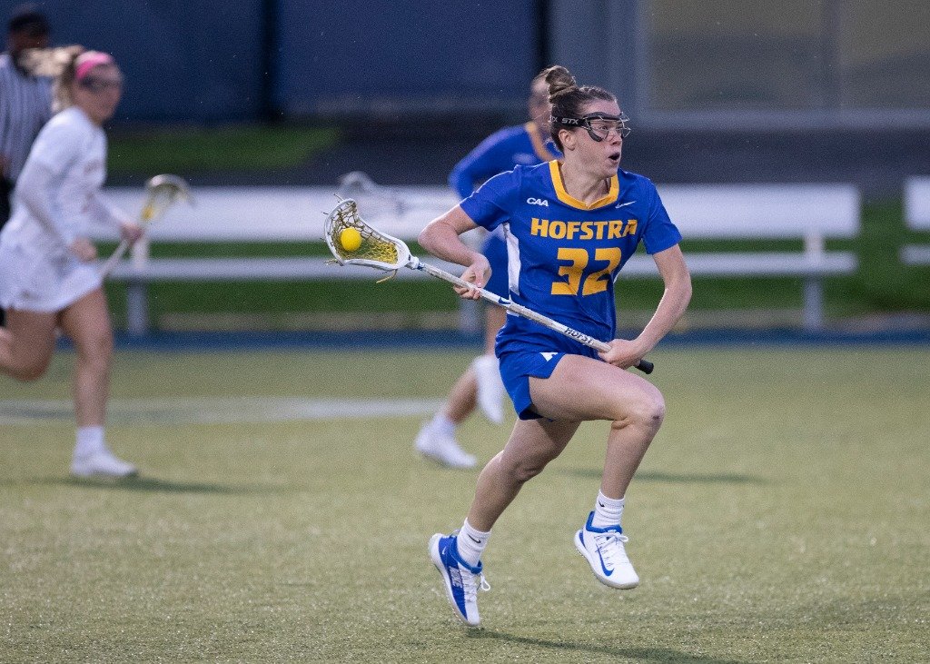 Sports — The Hofstra Chronicle