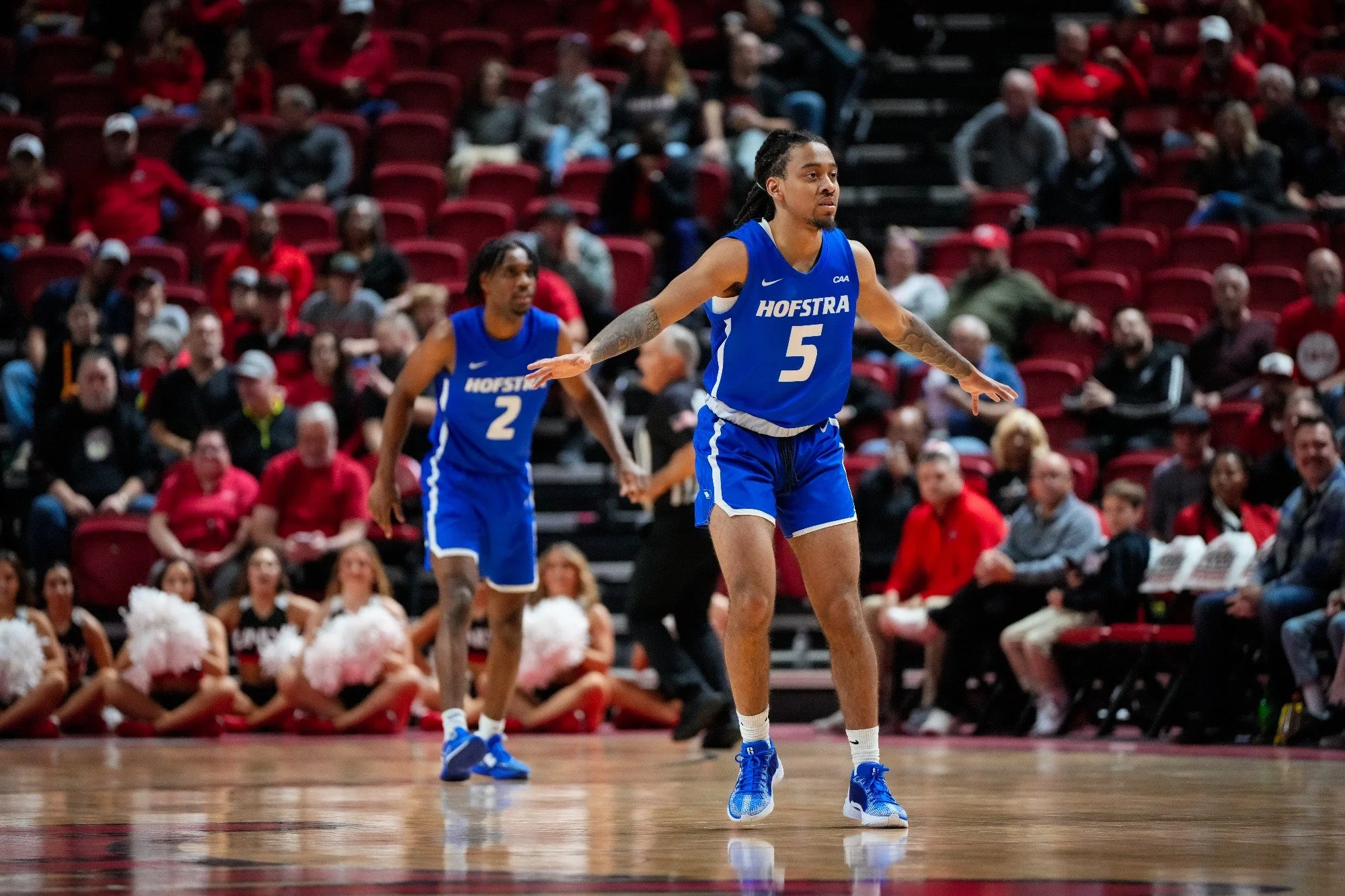 Sports — The Hofstra Chronicle