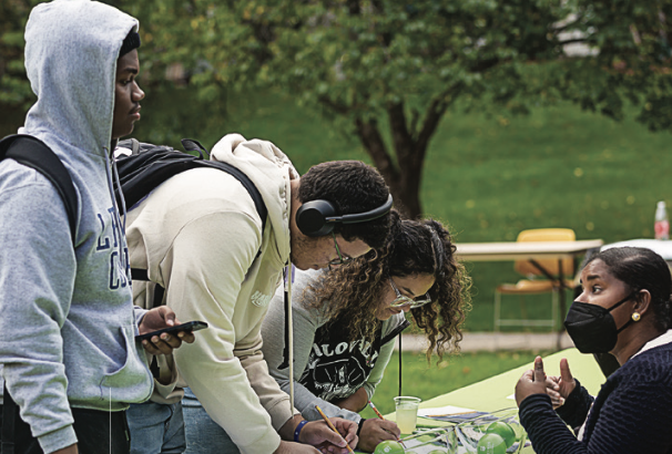 Speed-friending at Lehman Builds Bridges Between Students — The Meridian
