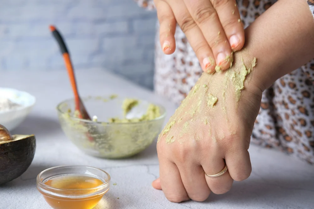 Detoxifying Body Wraps and Scrubs for Healthier Skin