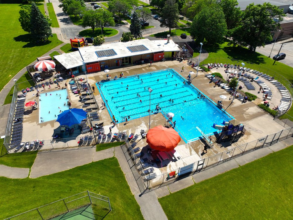 Swimming Pool Admission — Rockford Park District