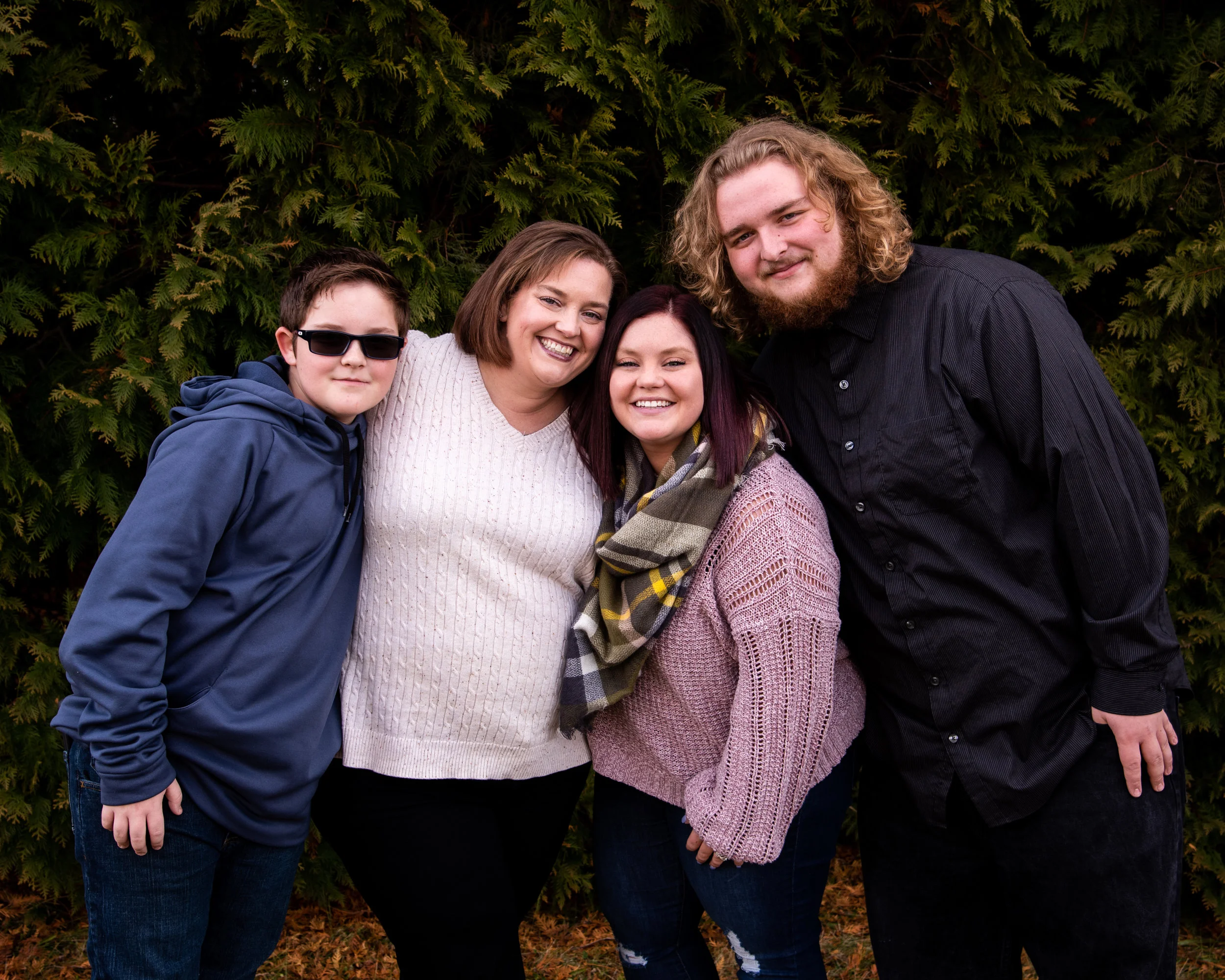 Kayla & Courtney's Family Photos at Whitetail Tree Farm — Kyla Jo ...