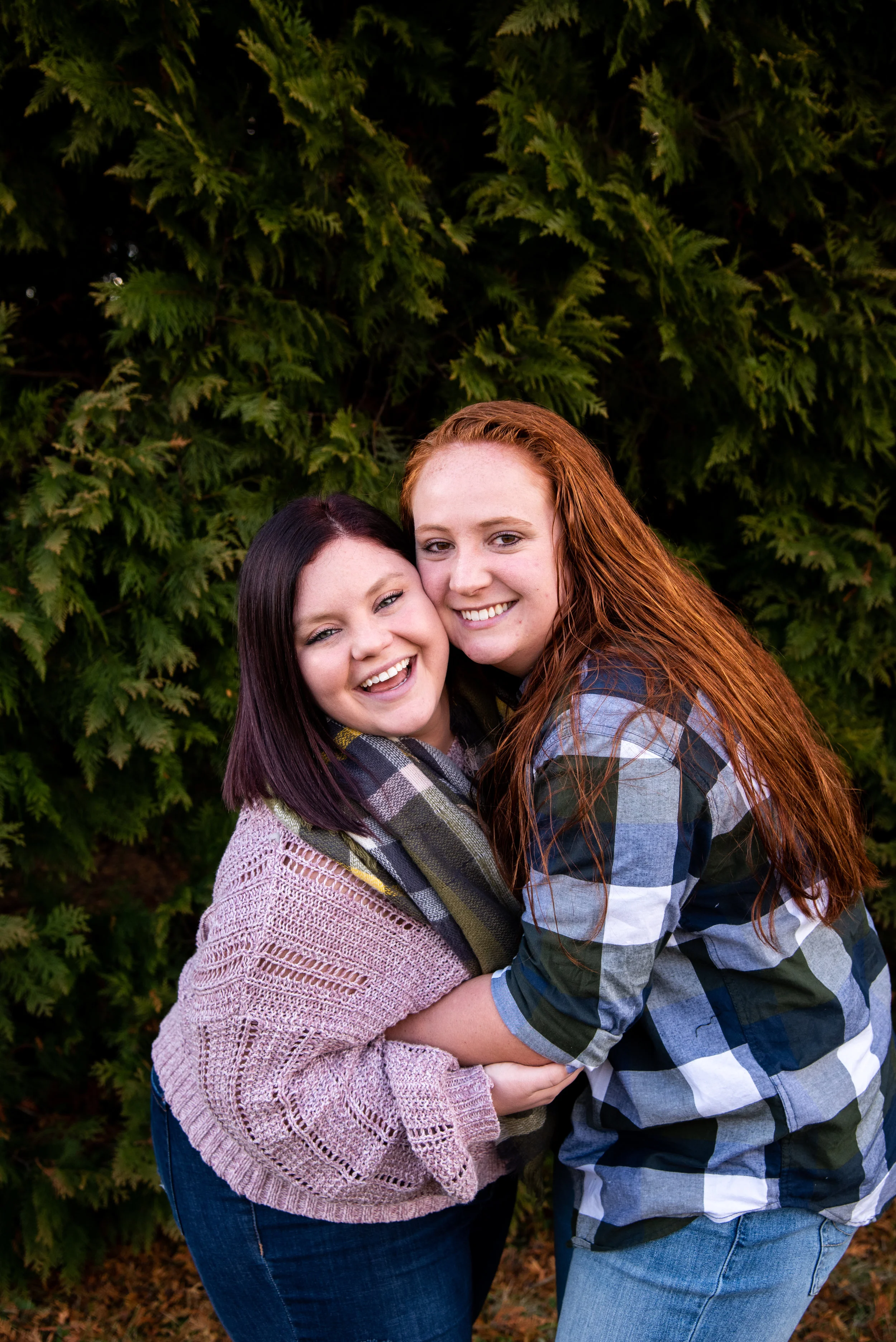 Kayla & Courtney's Family Photos at Whitetail Tree Farm — Kyla Jo ...