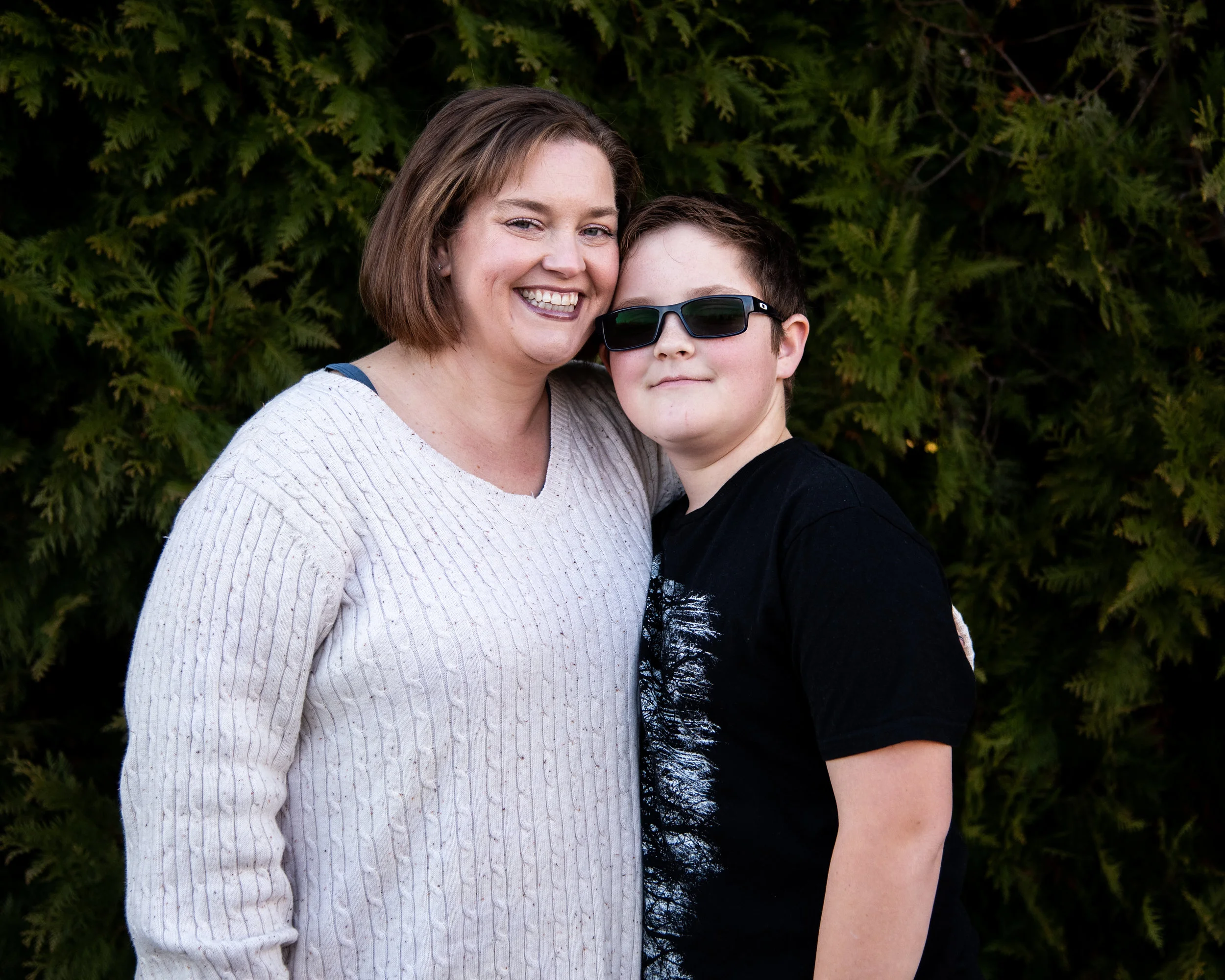 Kayla & Courtney's Family Photos at Whitetail Tree Farm — Kyla Jo ...