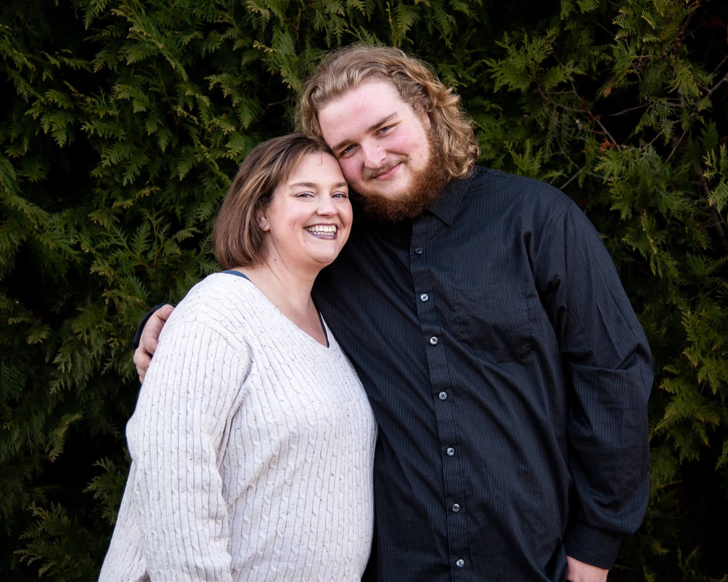 Kayla & Courtney's Family Photos at Whitetail Tree Farm — Kyla Jo ...