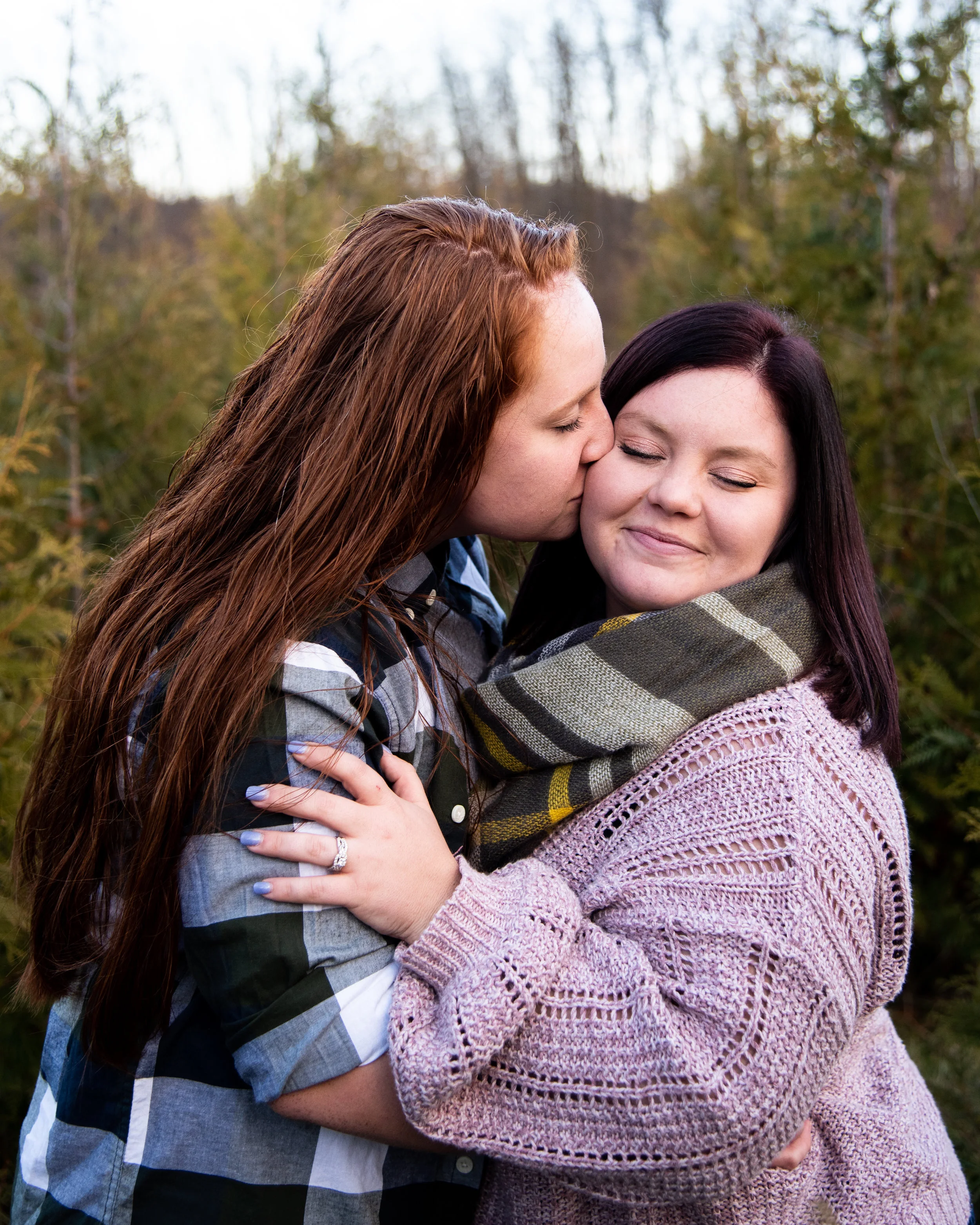 Kayla & Courtney's Family Photos at Whitetail Tree Farm — Kyla Jo ...