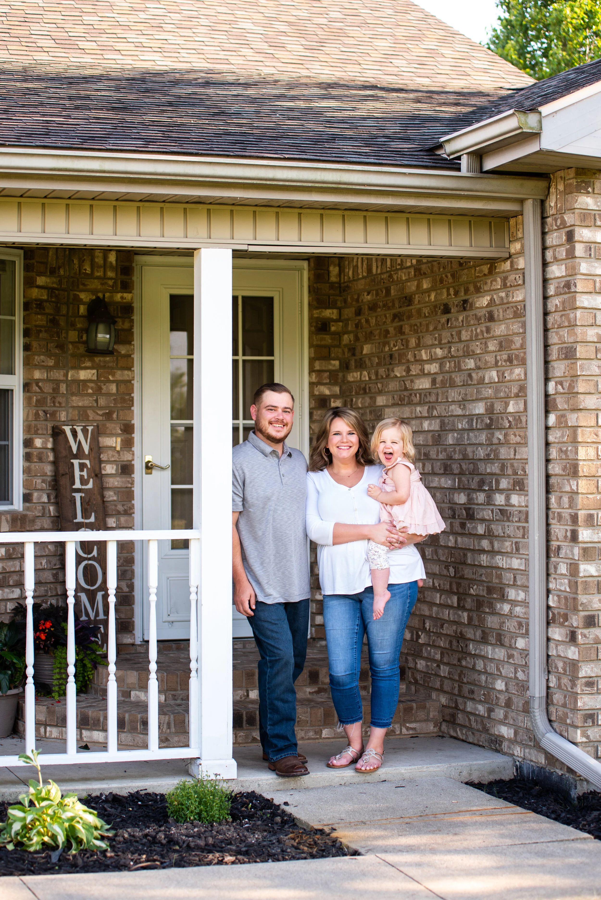 Front Porch Quarantine Photo Session — Kyla Jo Photography