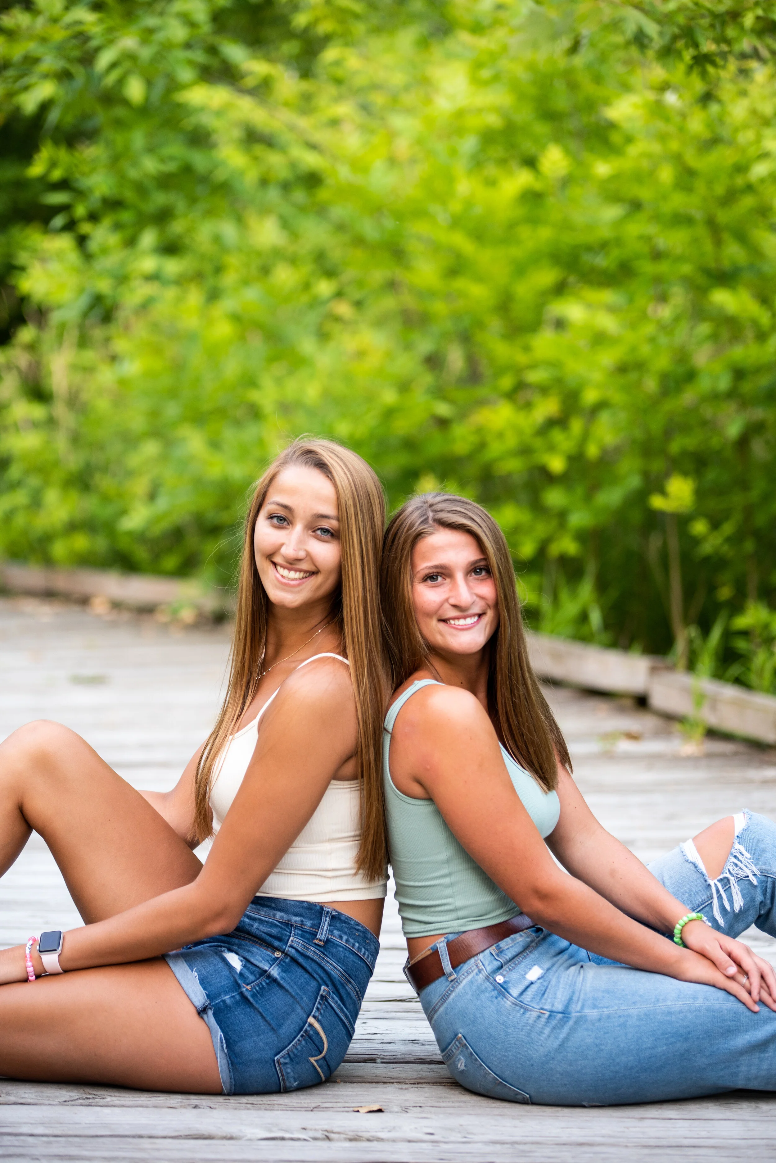 3 Best Friend Photoshoot Ideas