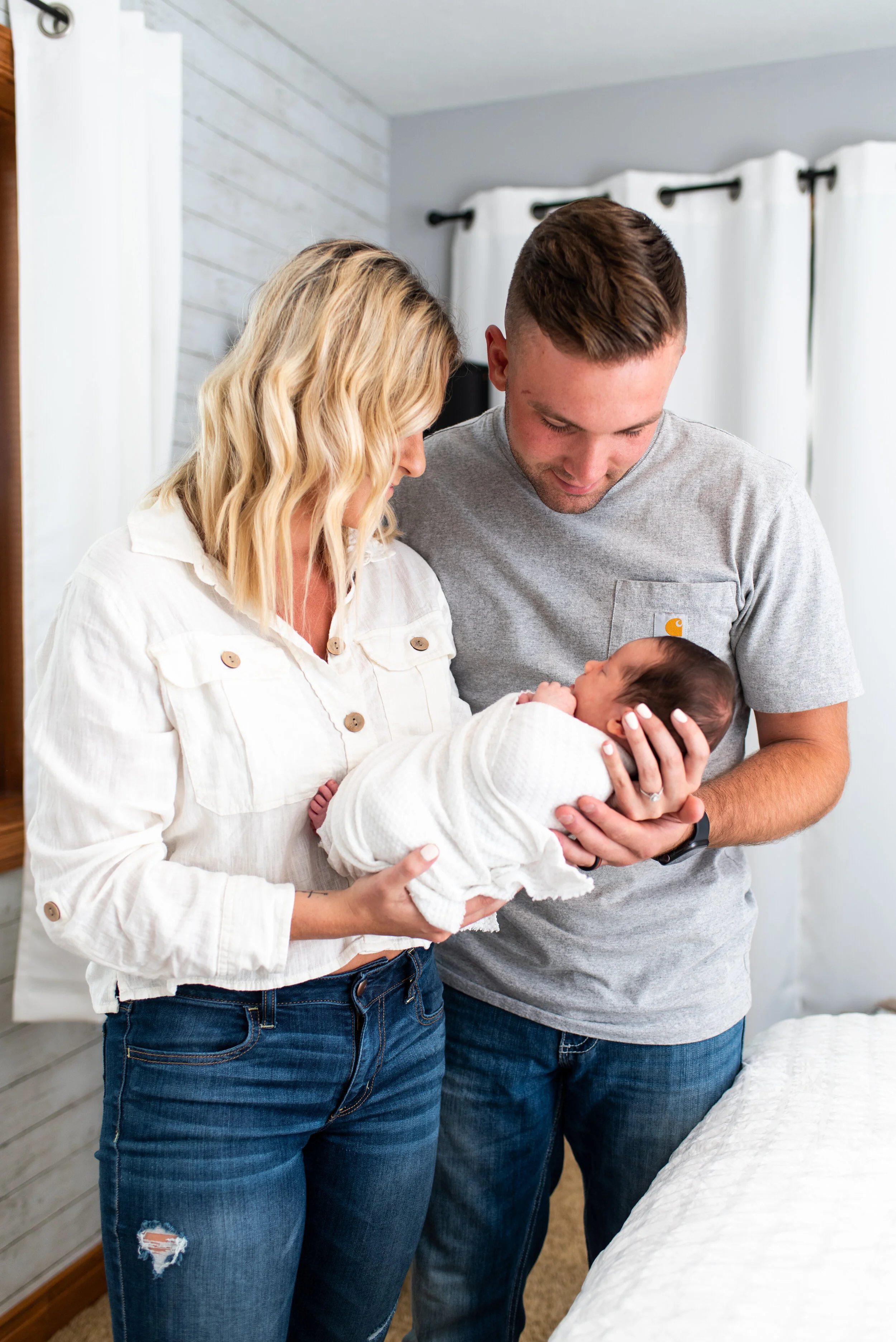 Lifestyle Newborn Photographer — Kyla Jo Photography