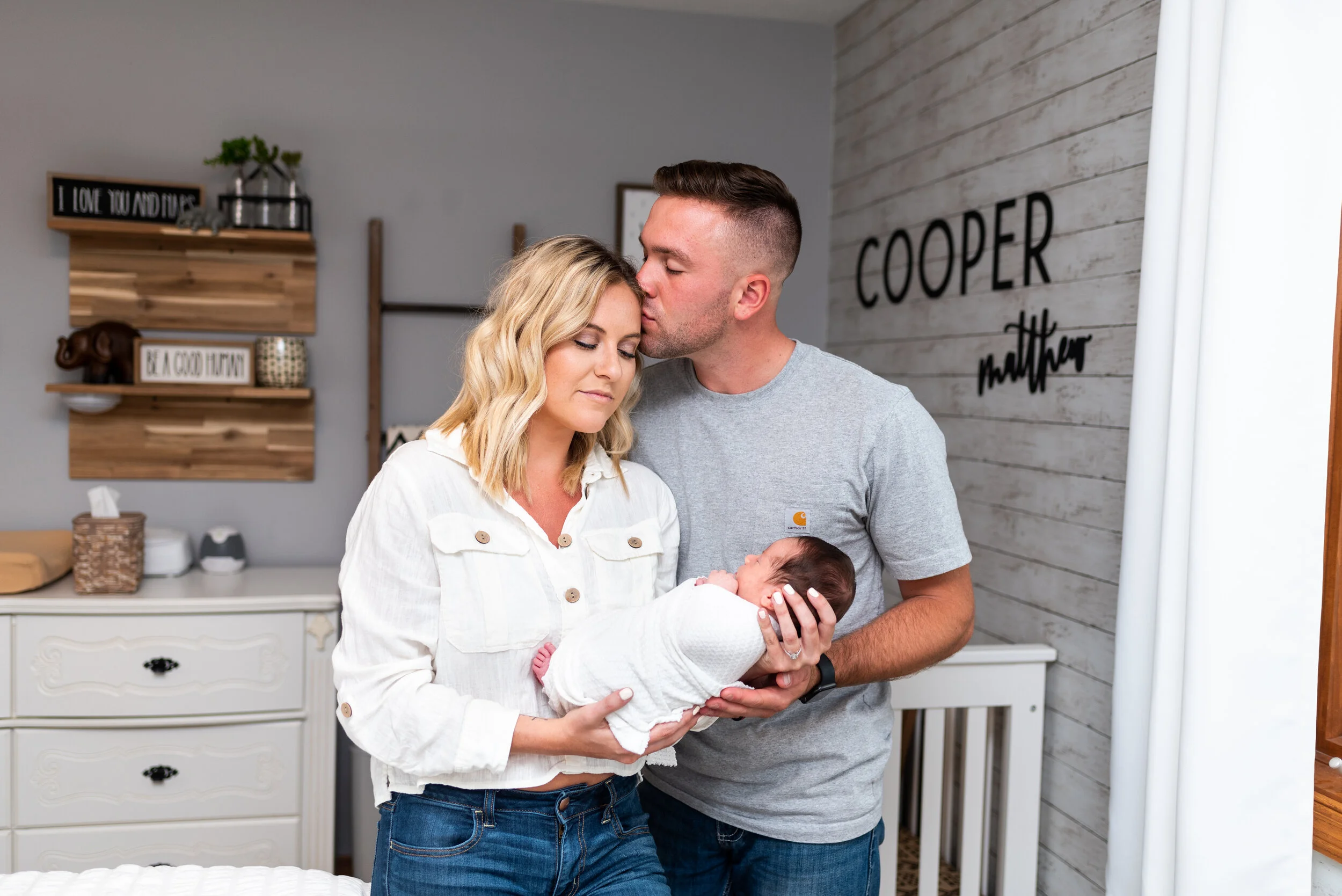 Lifestyle Newborn Photographer — Kyla Jo Photography