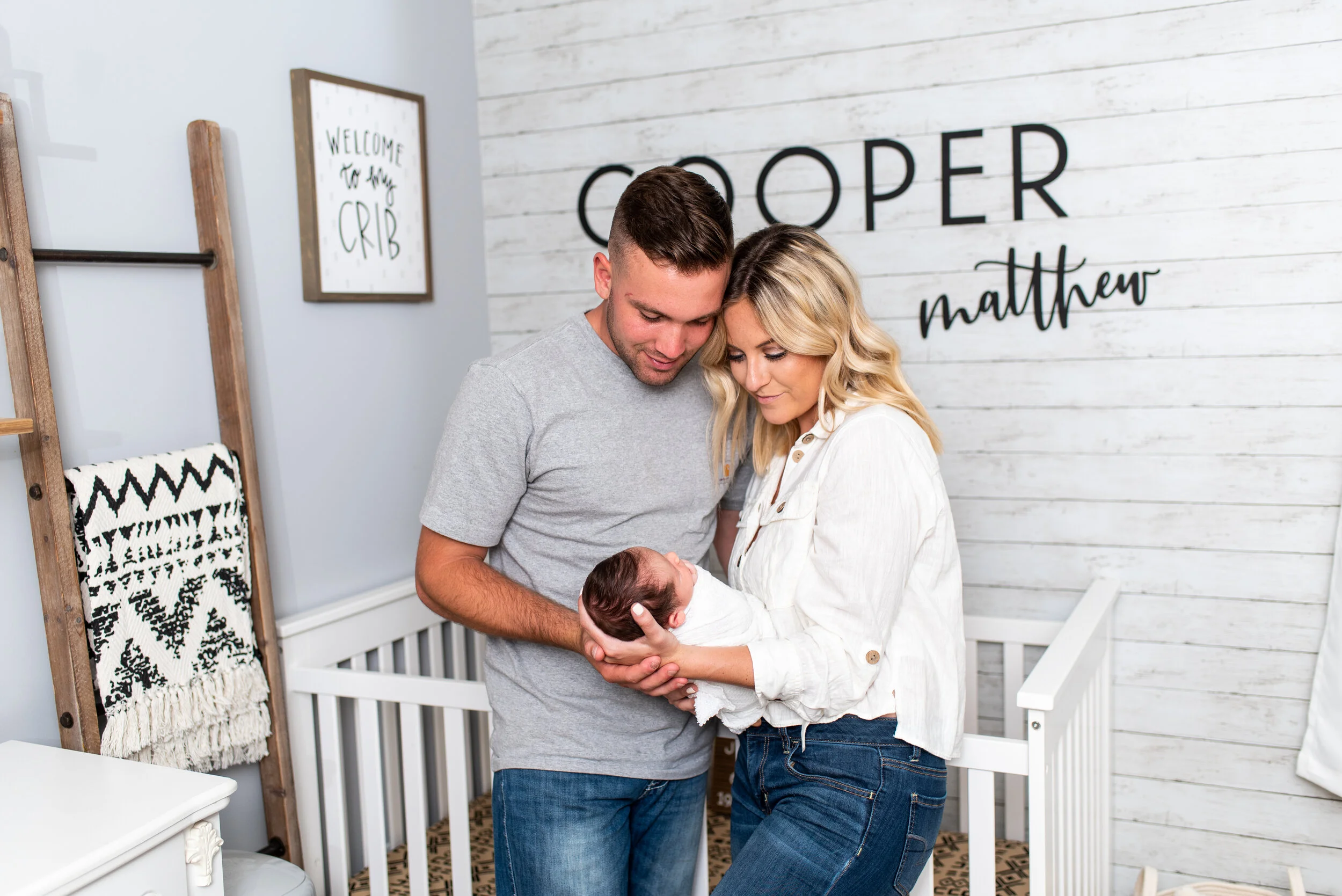 Lifestyle Newborn Photographer — Kyla Jo Photography