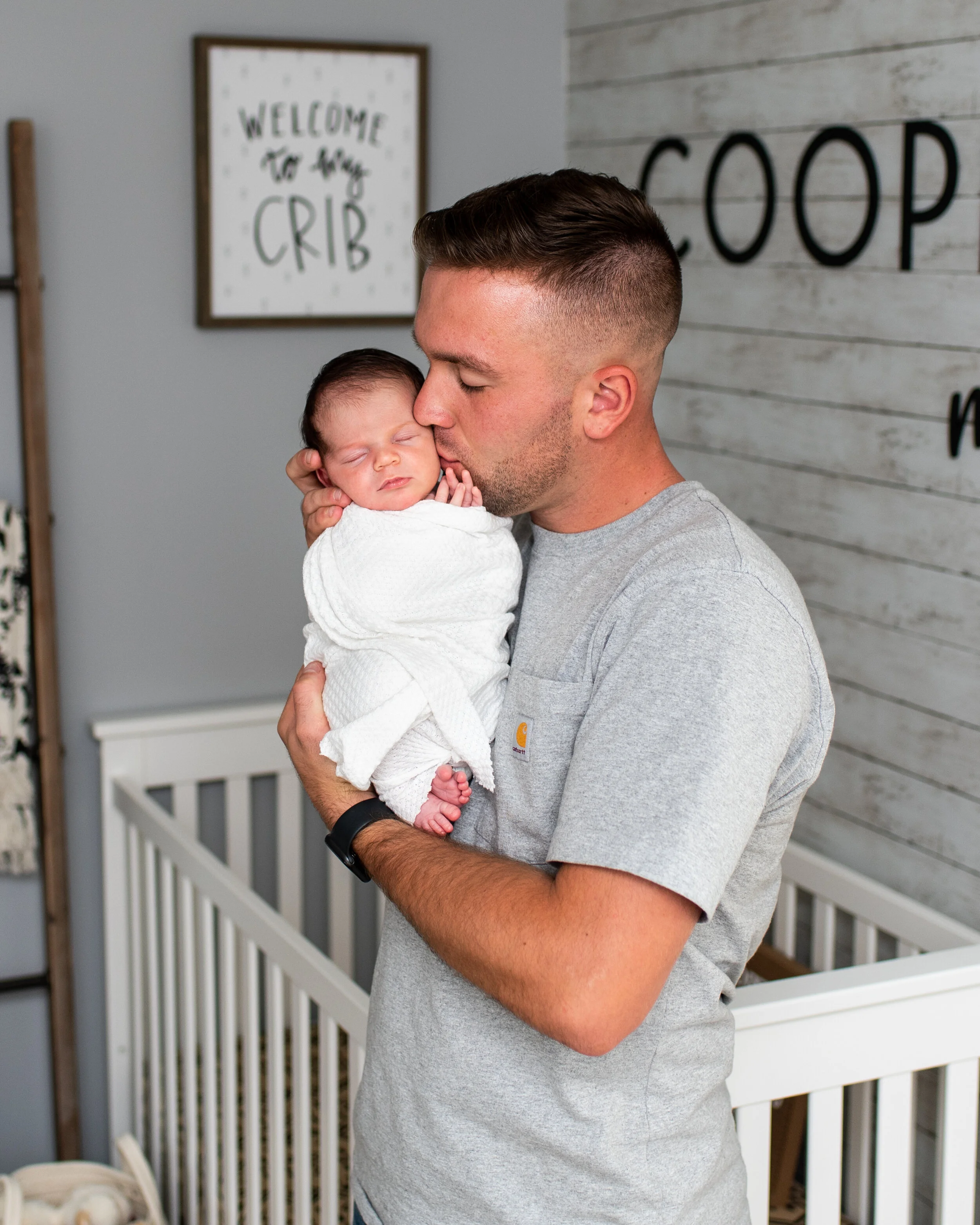 Lifestyle Newborn Photographer — Kyla Jo Photography