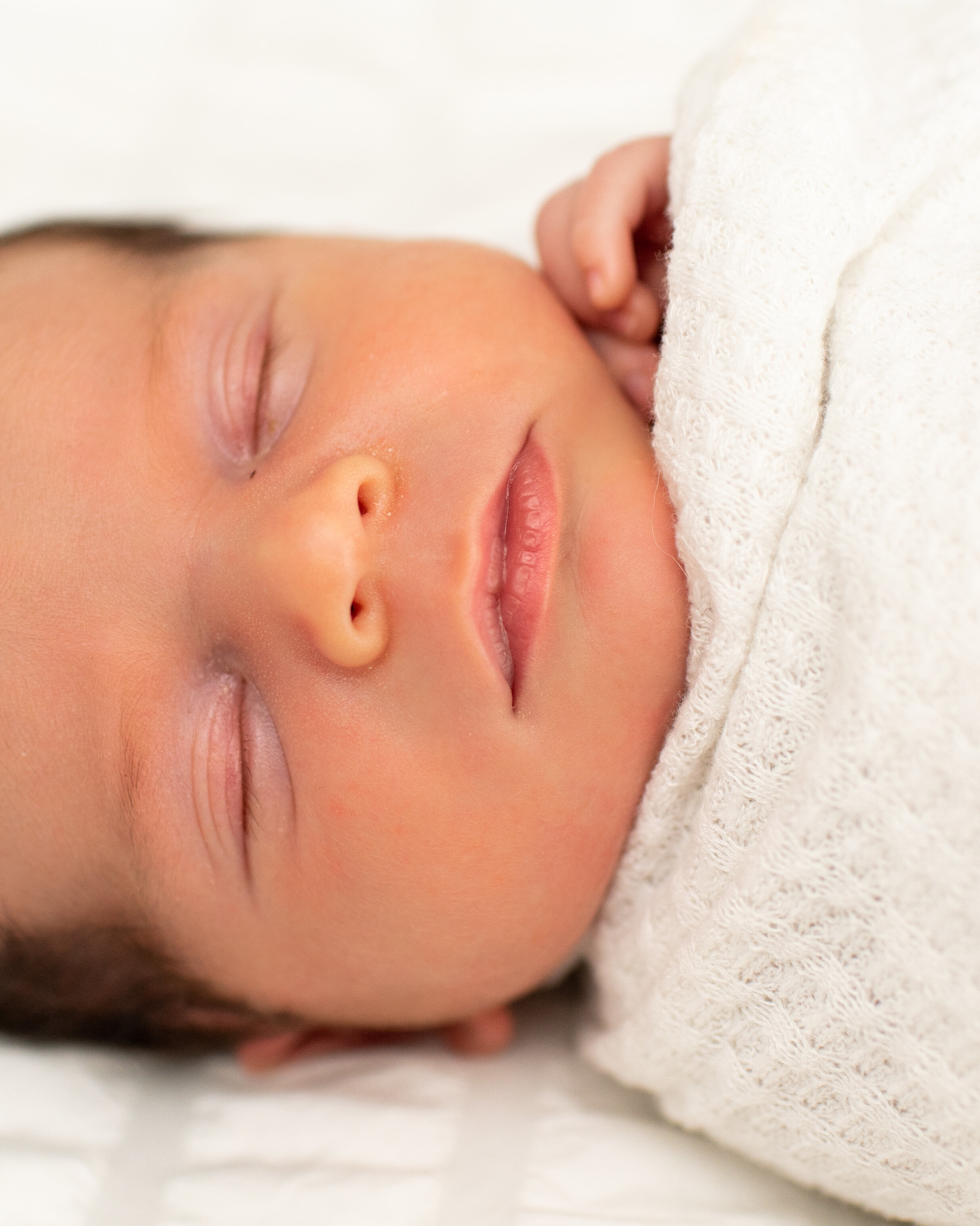 Lifestyle Newborn Photographer — Kyla Jo Photography