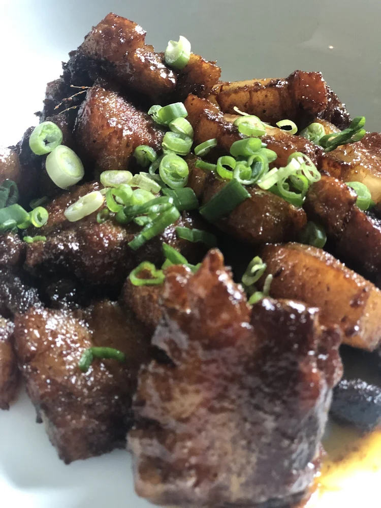 CHATTING FABULOUSLY W. NIK C — EATING FABULOUSLY BY CHRISTOPHER STEWART