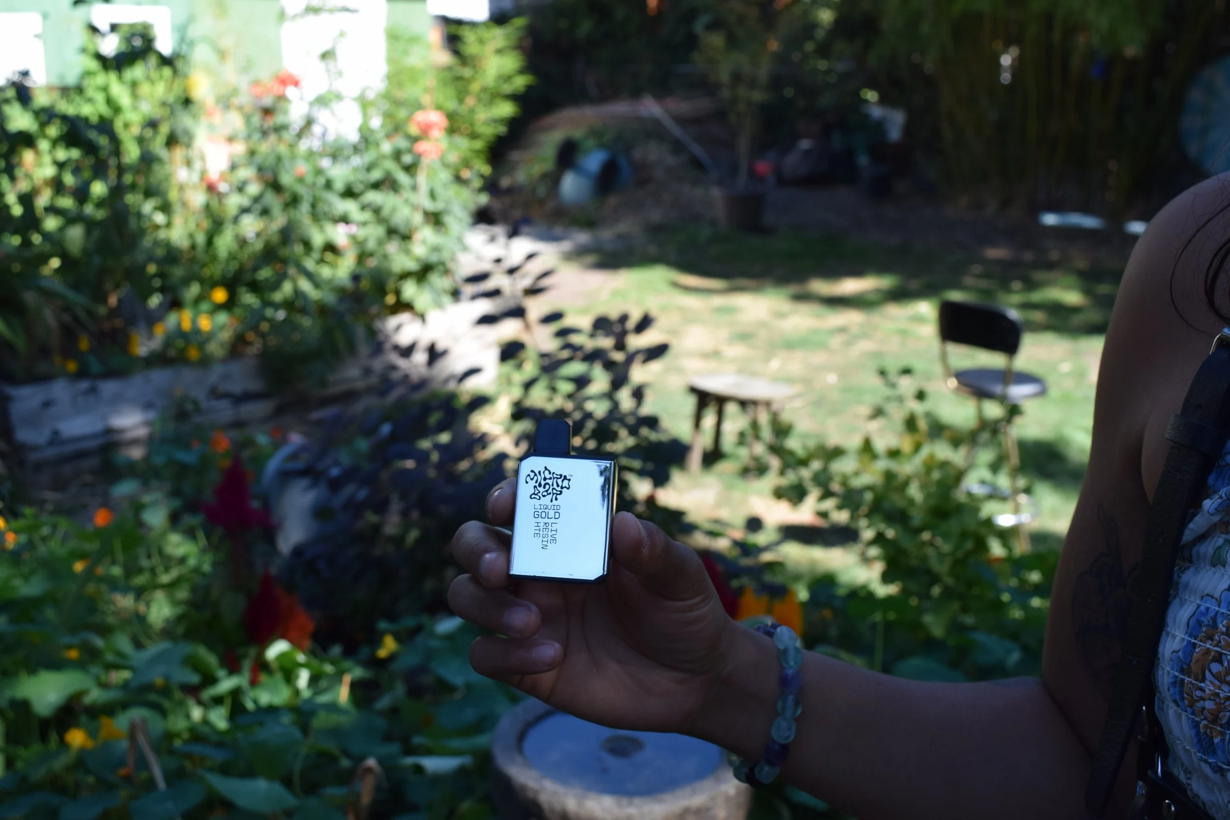 Micro Bars: Great THC Highs Come in Small Batteries — Hashtag Cannabis