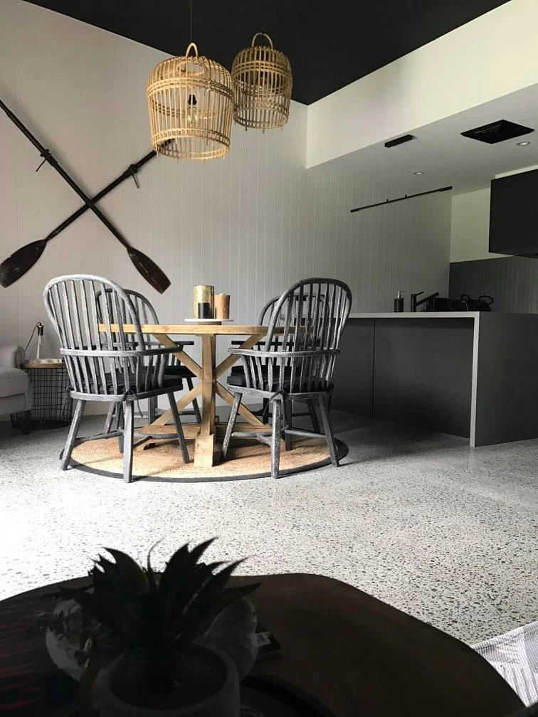 About — EST. BUILDING