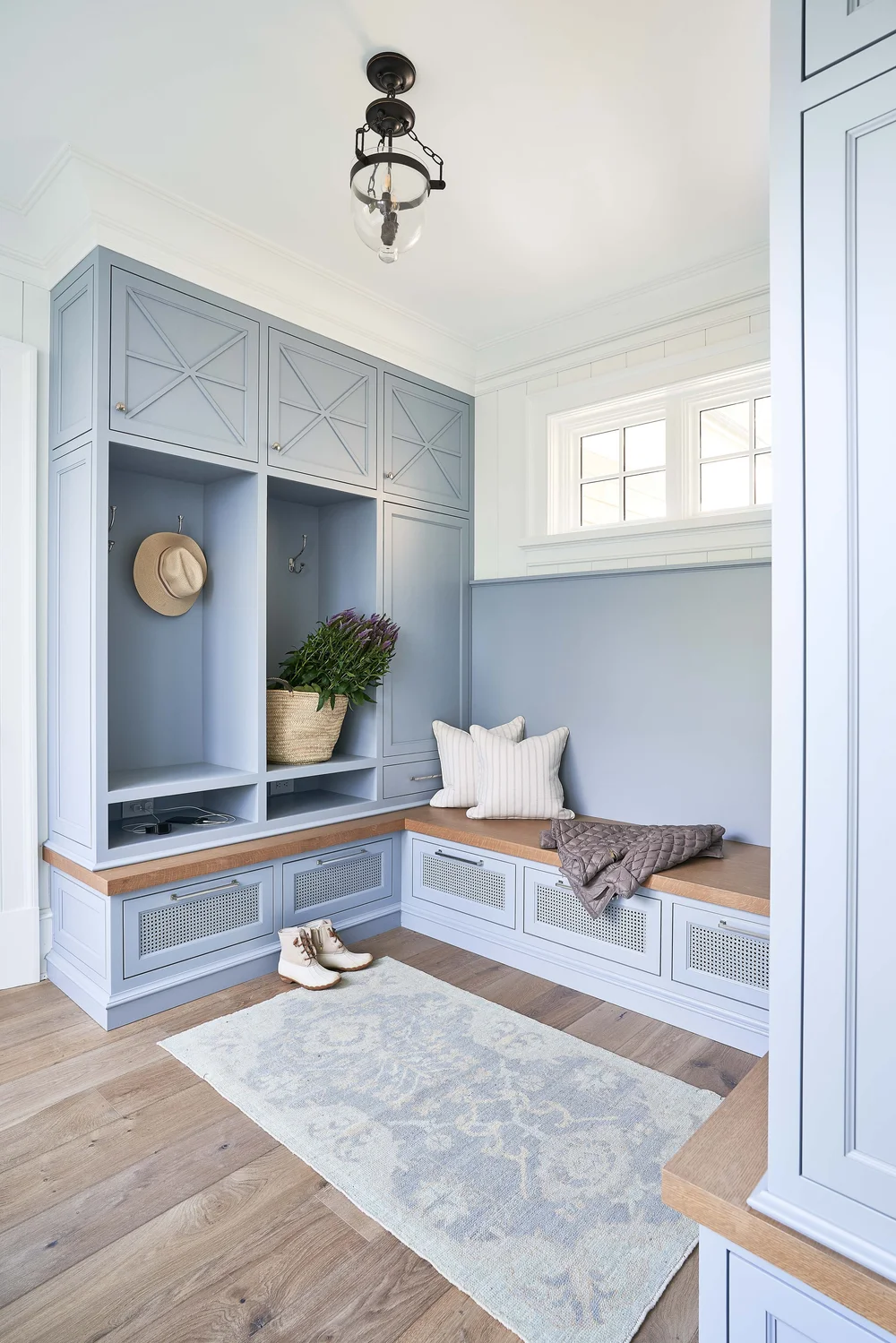 SB Interiors