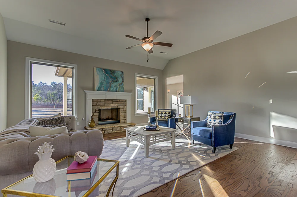 DRESDEN — Dustin Shaw Homes