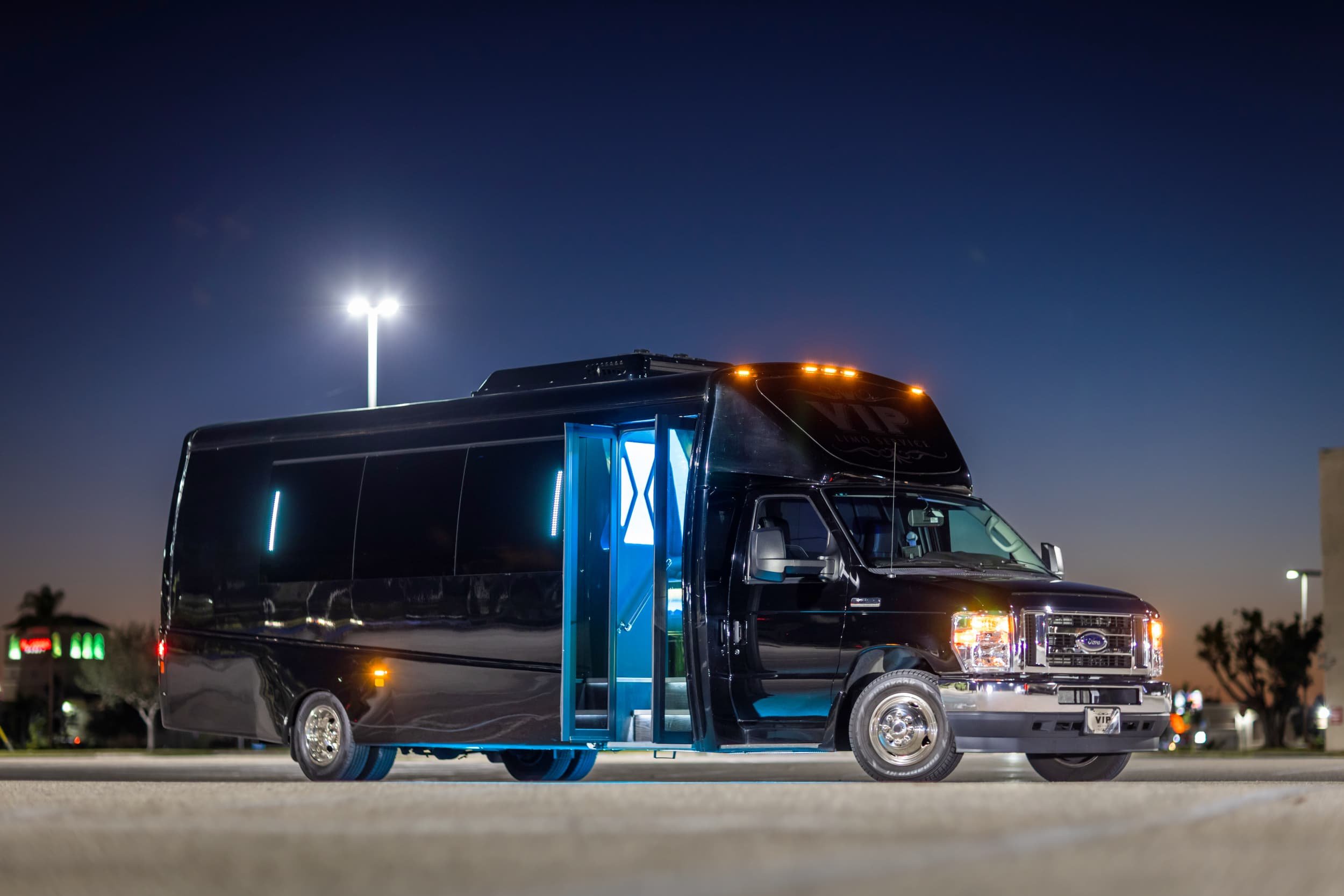 VIP Limo Service: E-450 Limo Party Bus - VIP Limo Service: Ft. Myers ...