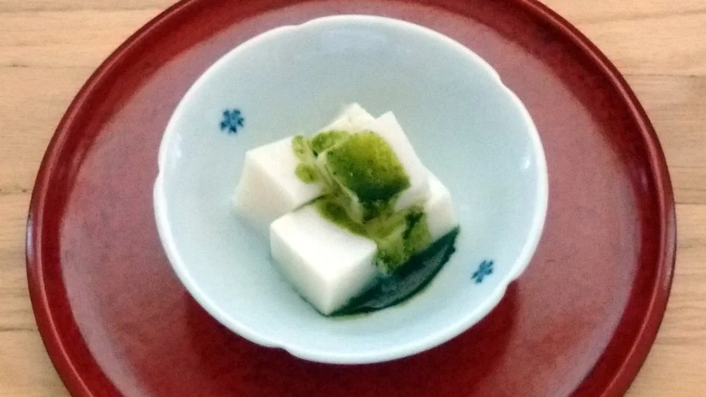 Milk kanten with Matcha sauce, a dessert and stories about ingredients ...